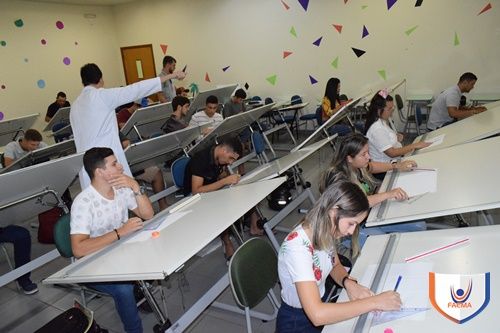Aula prática: Desenho básico assistido por computador